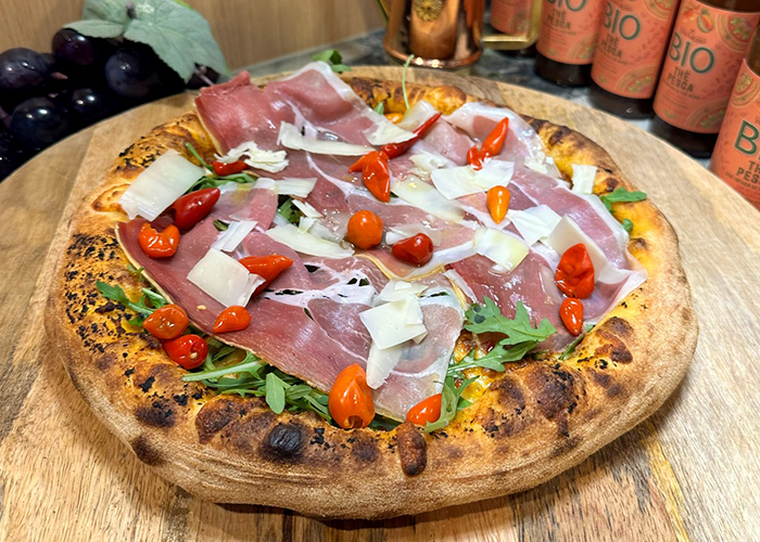 Pizza Lusitalia-Commander pizzas à Clermont.